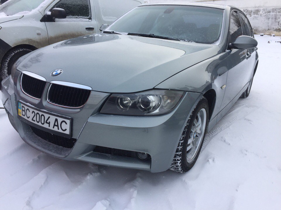 Дооснащение: обвес M-performance, Dynamic xenon, PDC, плавник, радиатор ...