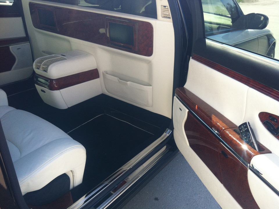 выпала возможность подвигаться на легендарном Maybach — BMW 5 series ...