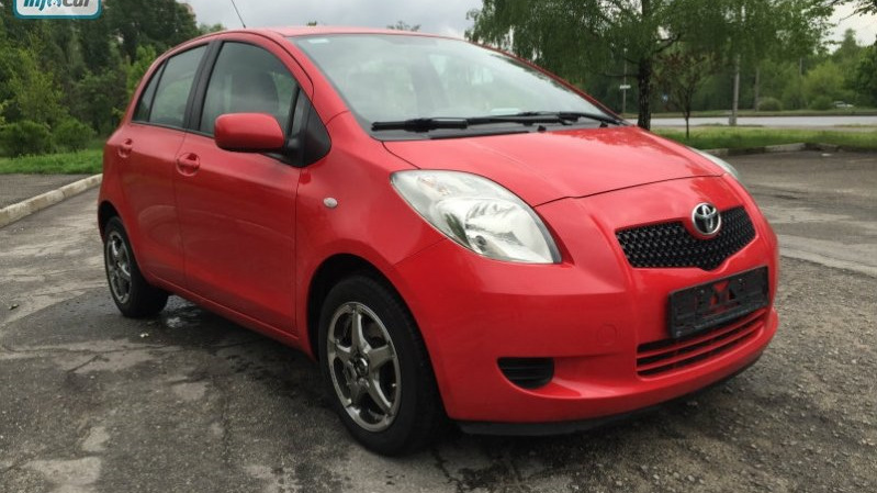 Toyota Yaris (p2) 1.3 бензиновый 2008 | red на DRIVE2