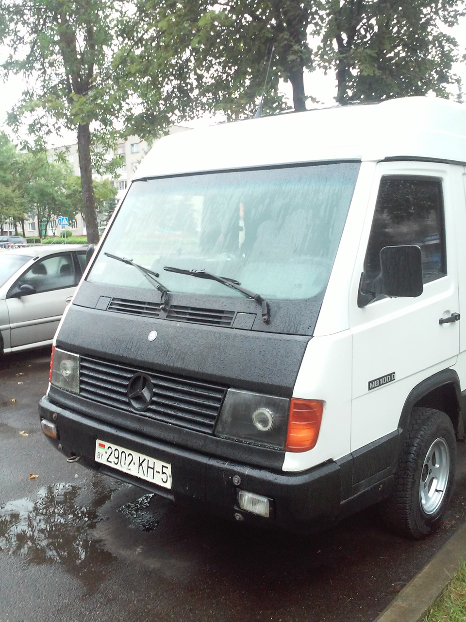 Немного света — Mercedes-Benz MB100, 2,4 л, 1995 года | стайлинг | DRIVE2