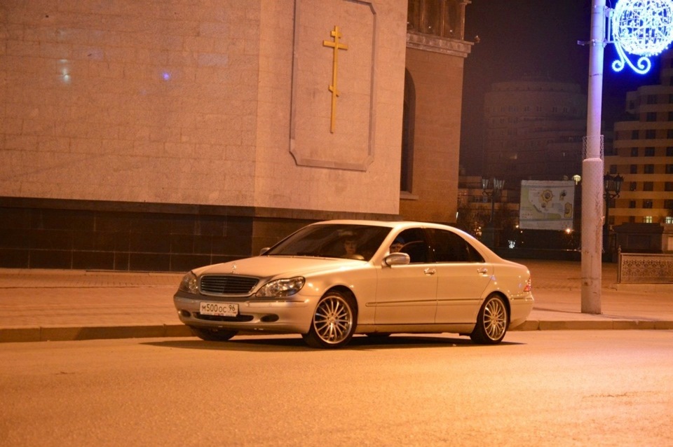Вечерок ч.2 — Mercedes-Benz S-Class (W220), 5 л, 2002 года | покатушки ...