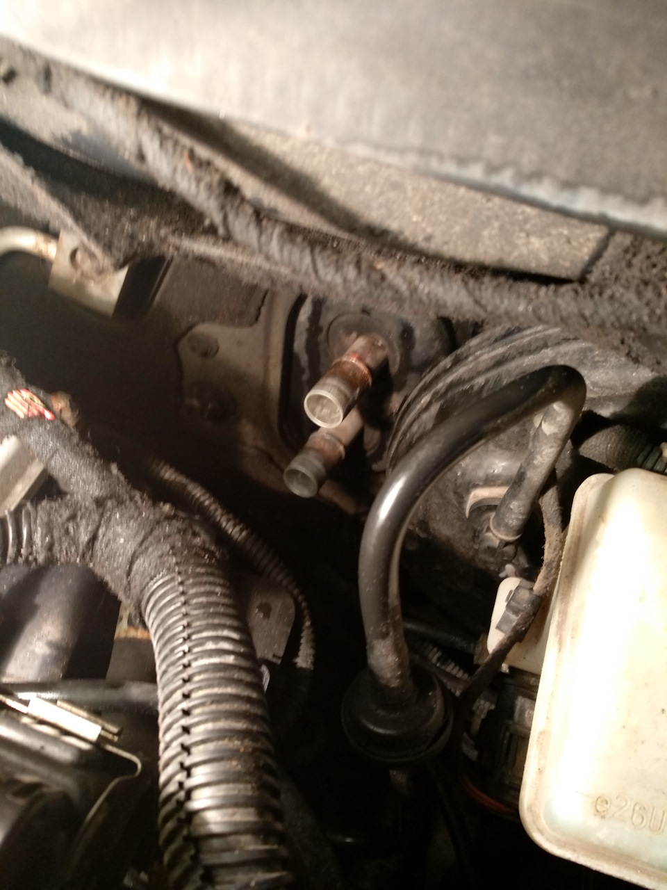 Замена патрубков охлаждения — Opel Astra H, 1,8 л, 2008 года | своими ...