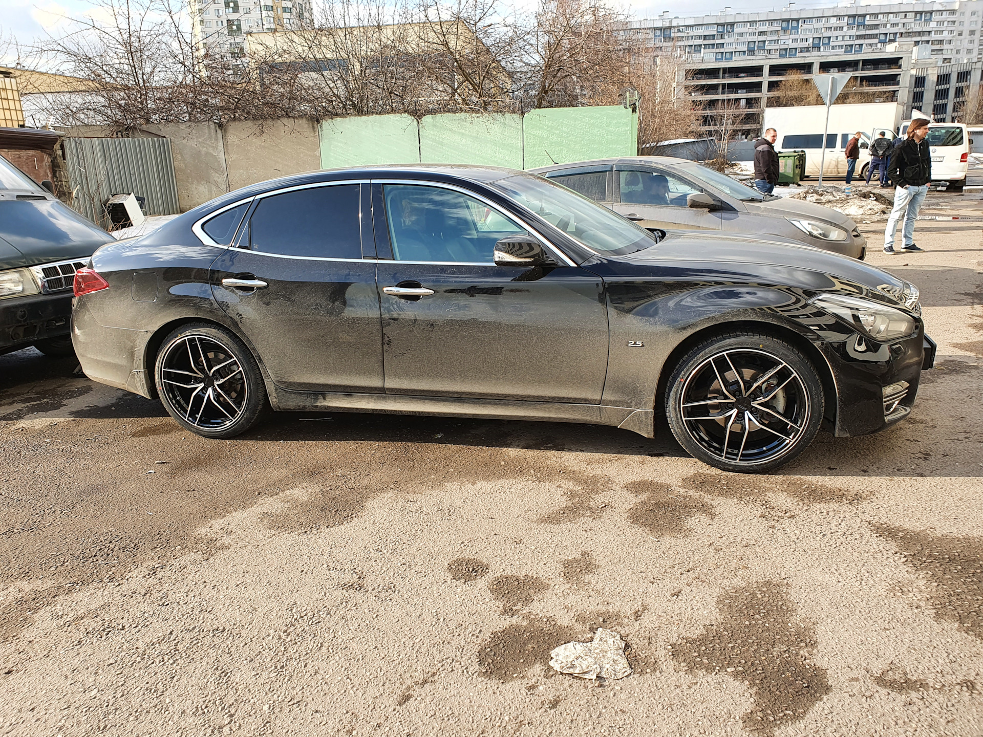 20" — Infiniti Q70, 2,5 л, 2015 года | колёсные диски | DRIVE2