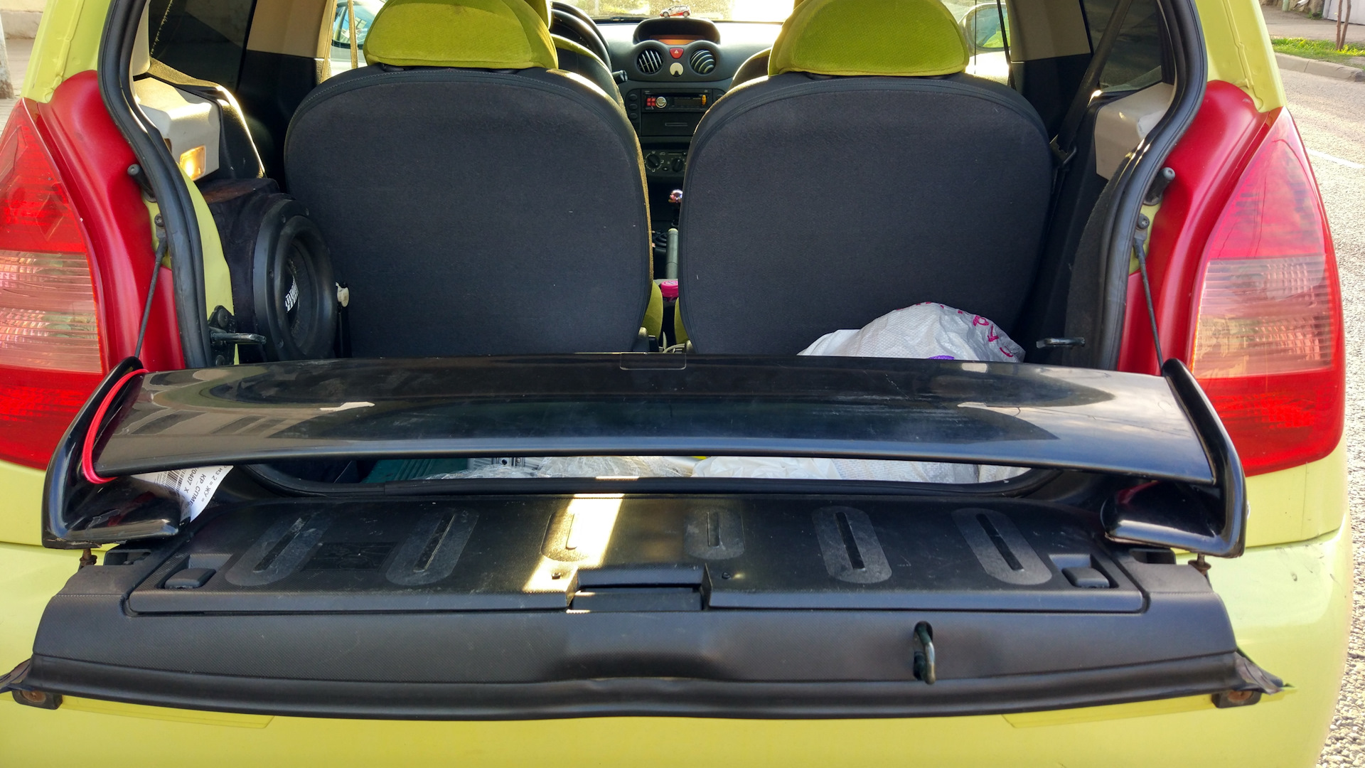 Спойлер C2 SUPER 1600 — Citroen C2, 1,1 л, 2004 года | стайлинг | DRIVE2