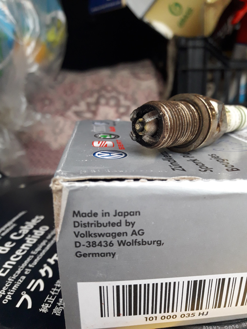 101000035HJ Свеча зажигания Long VAG | Запчасти на DRIVE2