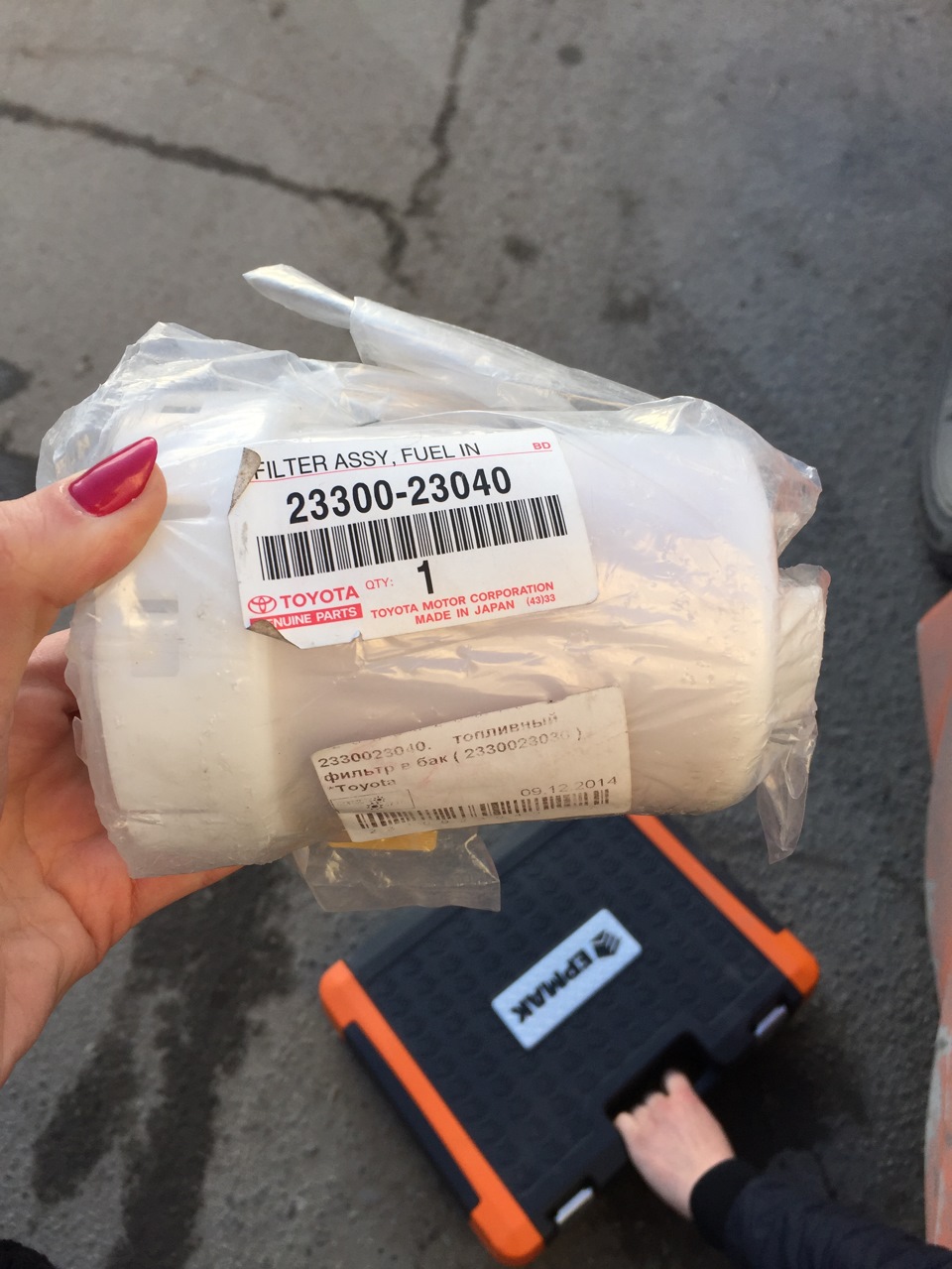 Меняем фильтр топливный — Toyota Celica (230), 1,8 л, 2002 года ...