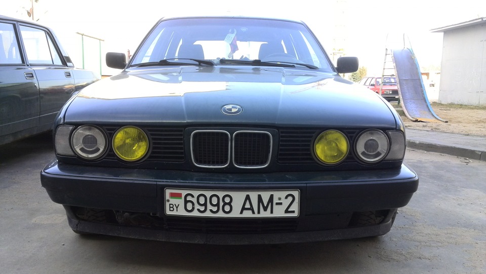 Даешь Hella-Yellow! — BMW 5 series Touring (E34), 2,5 л, 1992 года ...