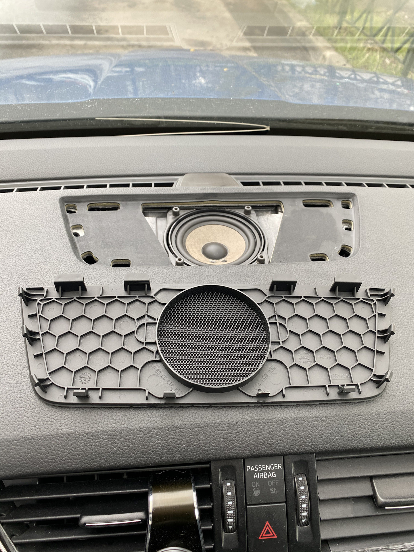 Борьба с дребезжанием Canton — Skoda Octavia Rs A7 Mk3 2 л 2014 года