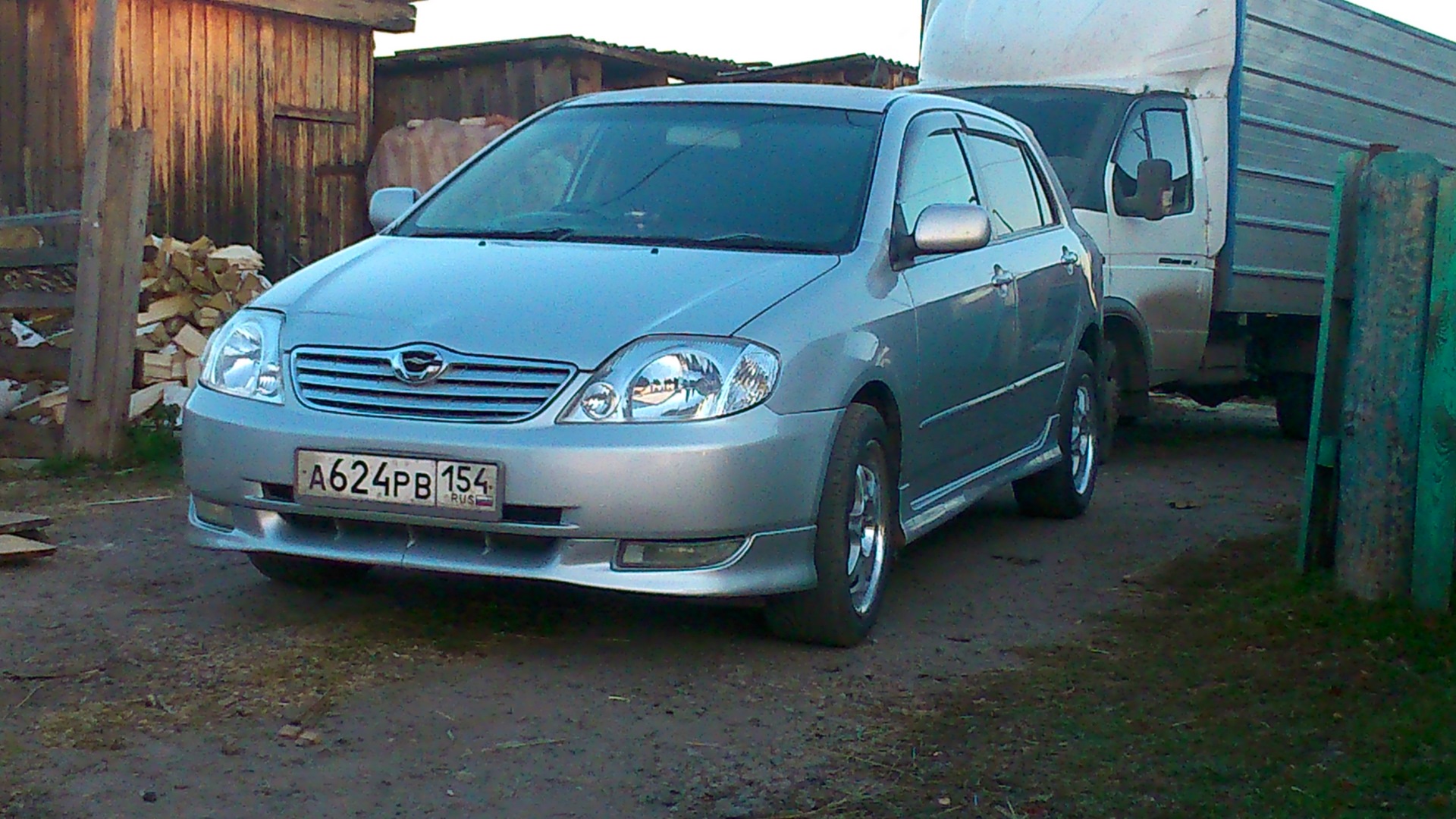 Toyota Corolla RunX 1.8 бензиновый 2002 | на DRIVE2