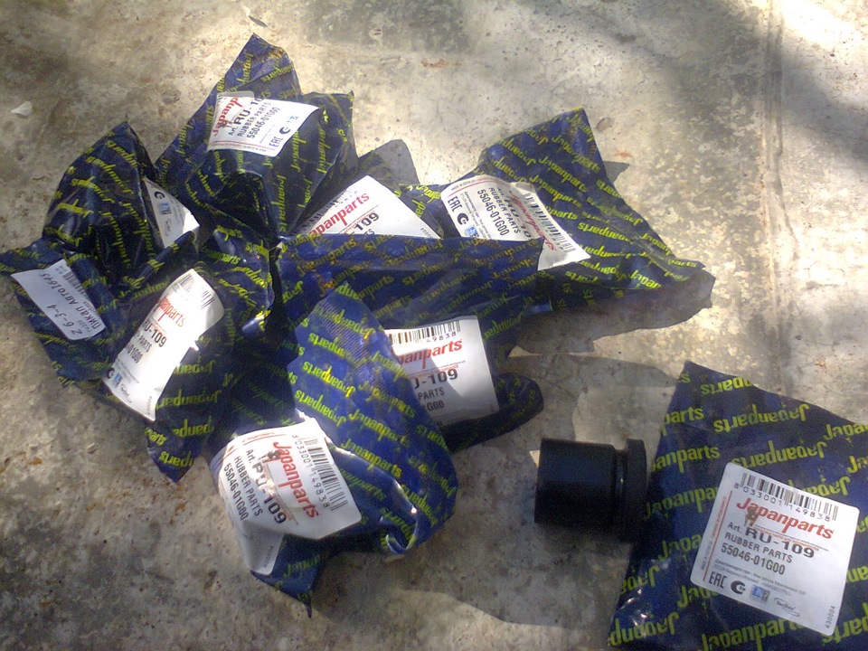 5504601G00 Сайлентблок NISSAN INFINITI | Запчасти на DRIVE2