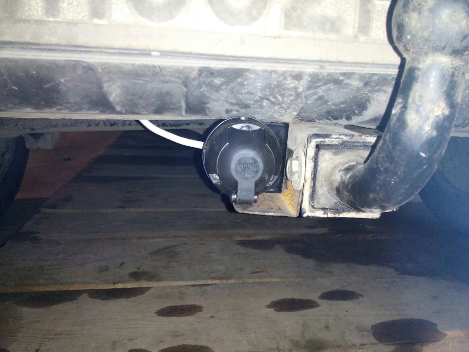 Розетка фаркопа или тсу — Chevrolet Niva (1G), 1,7 л, 2014 года ...