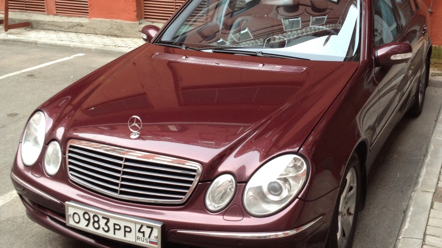 Mercedes-Benz E-Class (W211) 3.2 бензиновый 2004 | E320, 4 matic,Red Mystic на DRIVE2