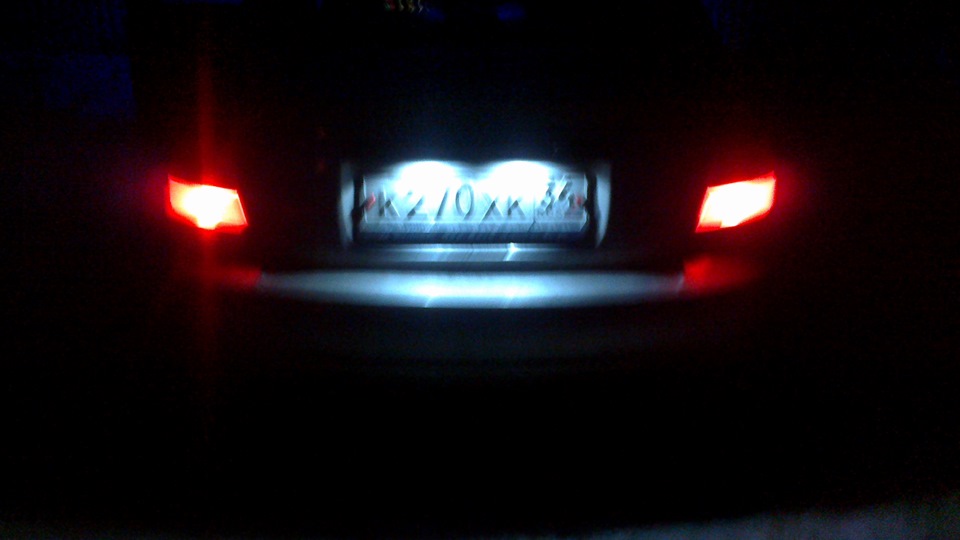 Подсветка номера — Hyundai Accent (3G), 1,6 л, 2007 года | тюнинг | DRIVE2