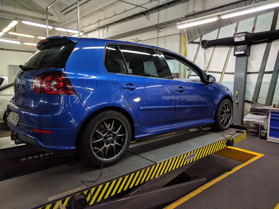 ТО, нові аморти, перевзув на зиму — Volkswagen Golf R Mk5, 3,2 л, 2008 ...