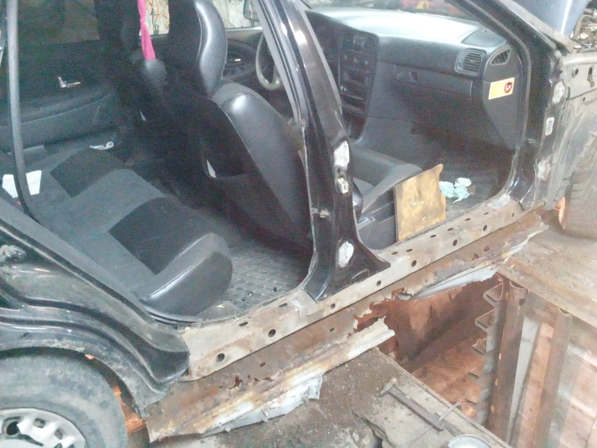 Ремонт порогов и крыльев. Часть 1. — Volvo V40 (1G), 1,6 л, 2003 года ...