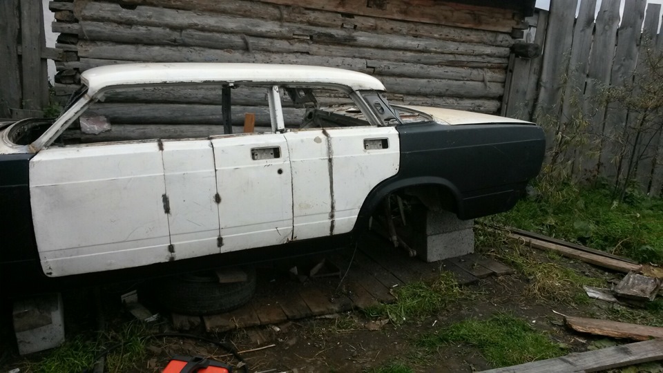 Новое железо занимает свое место>) — Lada 2107, 1,3 л, 1986 года ...