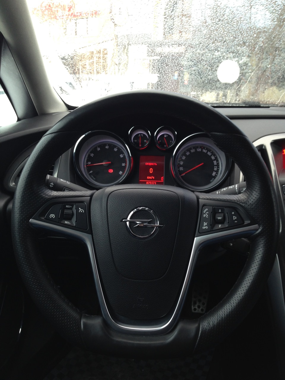 Руль от GTC — Opel Astra J, 1,6 л, 2011 года | аксессуары | DRIVE2