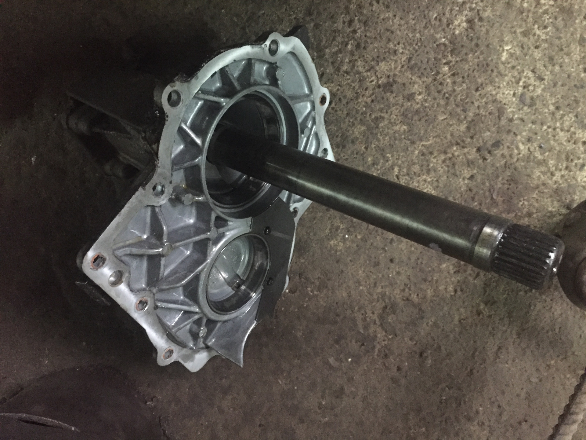 Замена сальников раздатки, ATF АКПП, масла раздатки — Hyundai Tucson ...