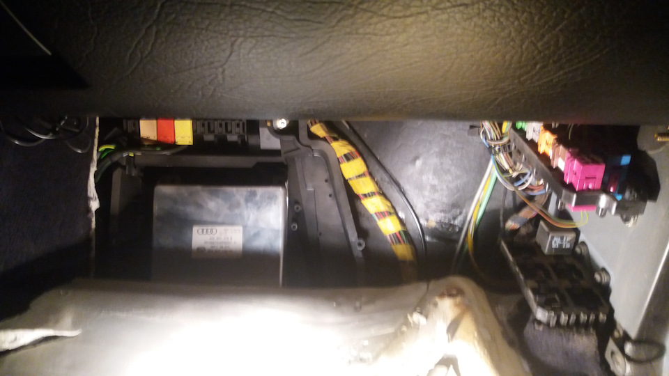 Замена и чистка Дросселя — Audi A6 (C4), 2,6 л, 1995 года | своими ...