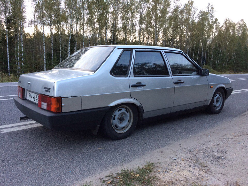 Что там по музыке? Типо тонер? — Lada 21099, 1,5 л, 2002 года ...