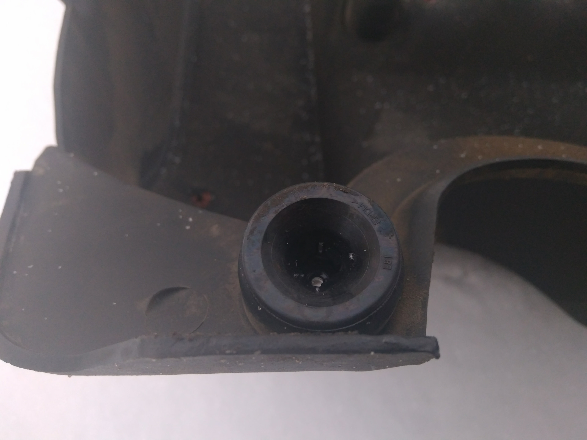 Накладка двигателя без болтов — Hyundai Santa Fe (1G), 2,7 л, 2004 года ...