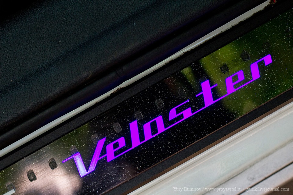 ТИЗЕР: Hyundai Veloster и Ford Focus 3 — DRIVE2