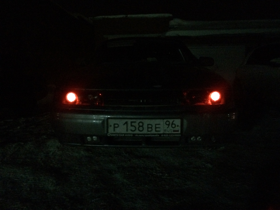 Диодные лампы, новые линзы + дьявольские глазки — Lada 21104, 1,6 л ...