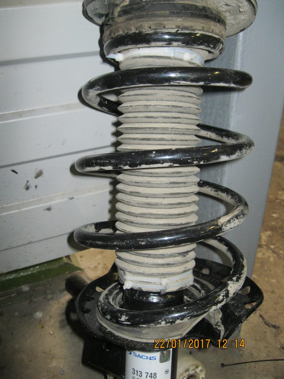 313748 Амортизатор (слева) для FORD, VOLVO SACHS | Запчасти на DRIVE2