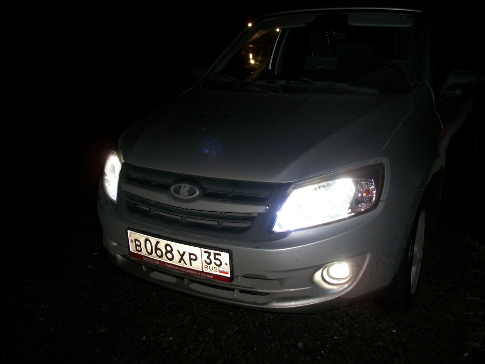 Дефлекторы окон. — Lada Гранта (1G), 1,6 л, 2012 года | аксессуары | DRIVE2