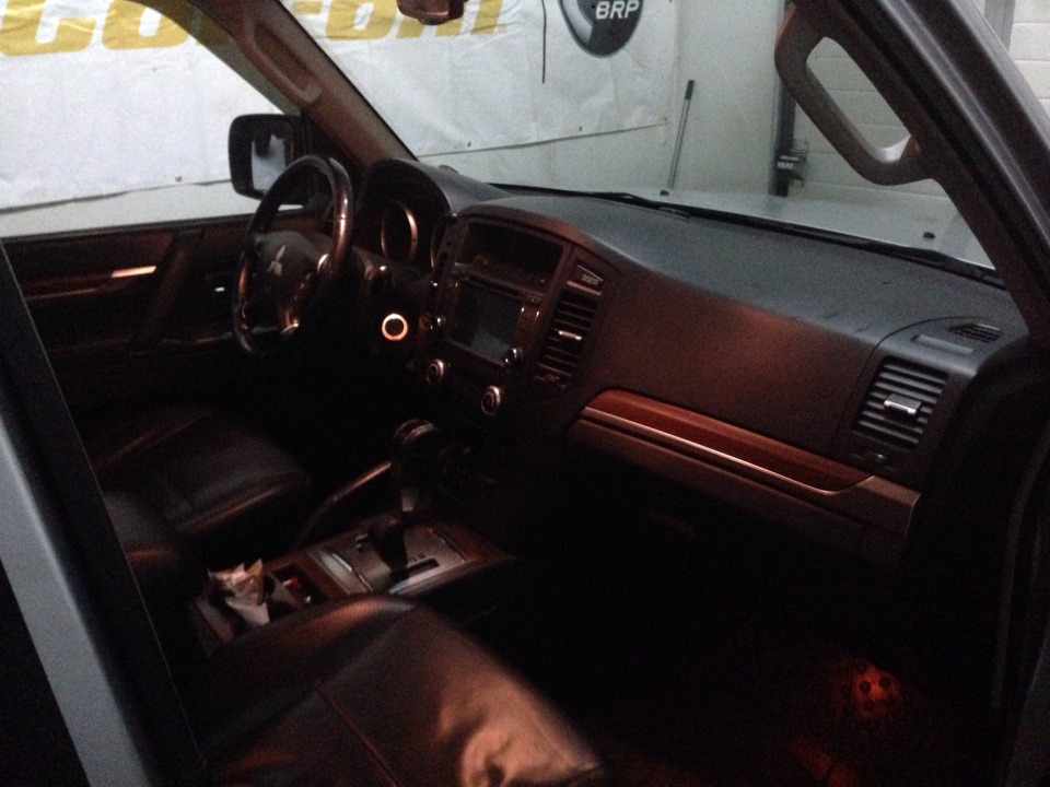 Магнитола для Паджеро — Mitsubishi Pajero (4G), 3,2 л, 2009 года ...