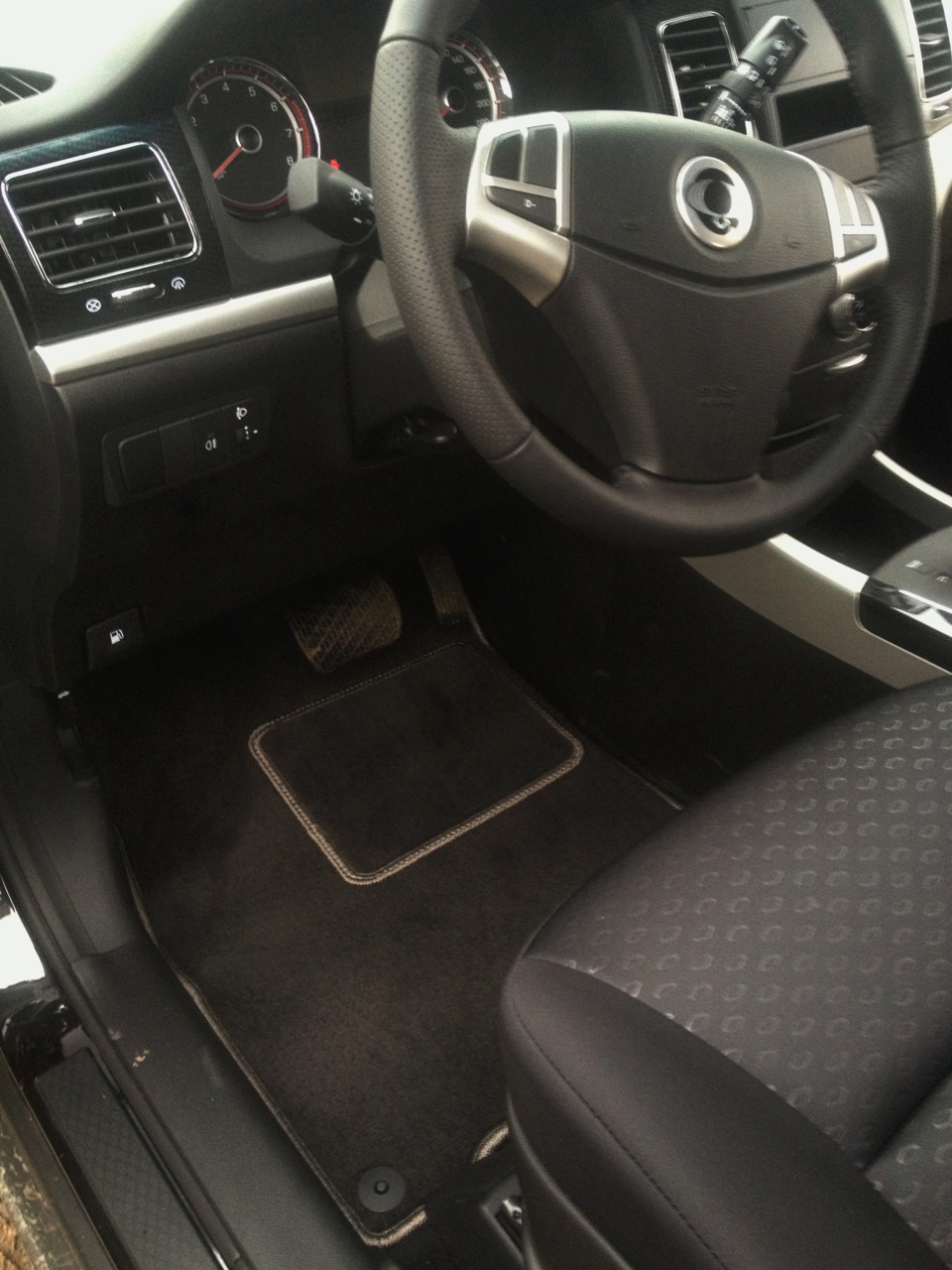 SsangYong Actyon, Ссангйонг актион, коврики в салон, багажник — Carpet ...