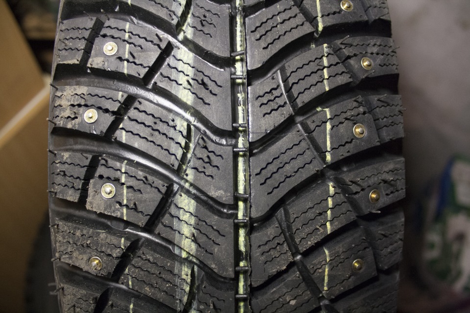 Прикупил зимнюю шипованную резину 205/75/15 и переобулся. — Subaru ...