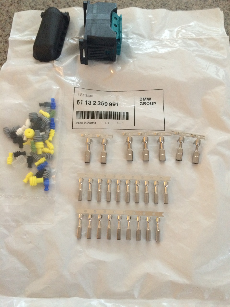 61132359991 Рем.комплект гнездового корпуса BMW | Запчасти на DRIVE2