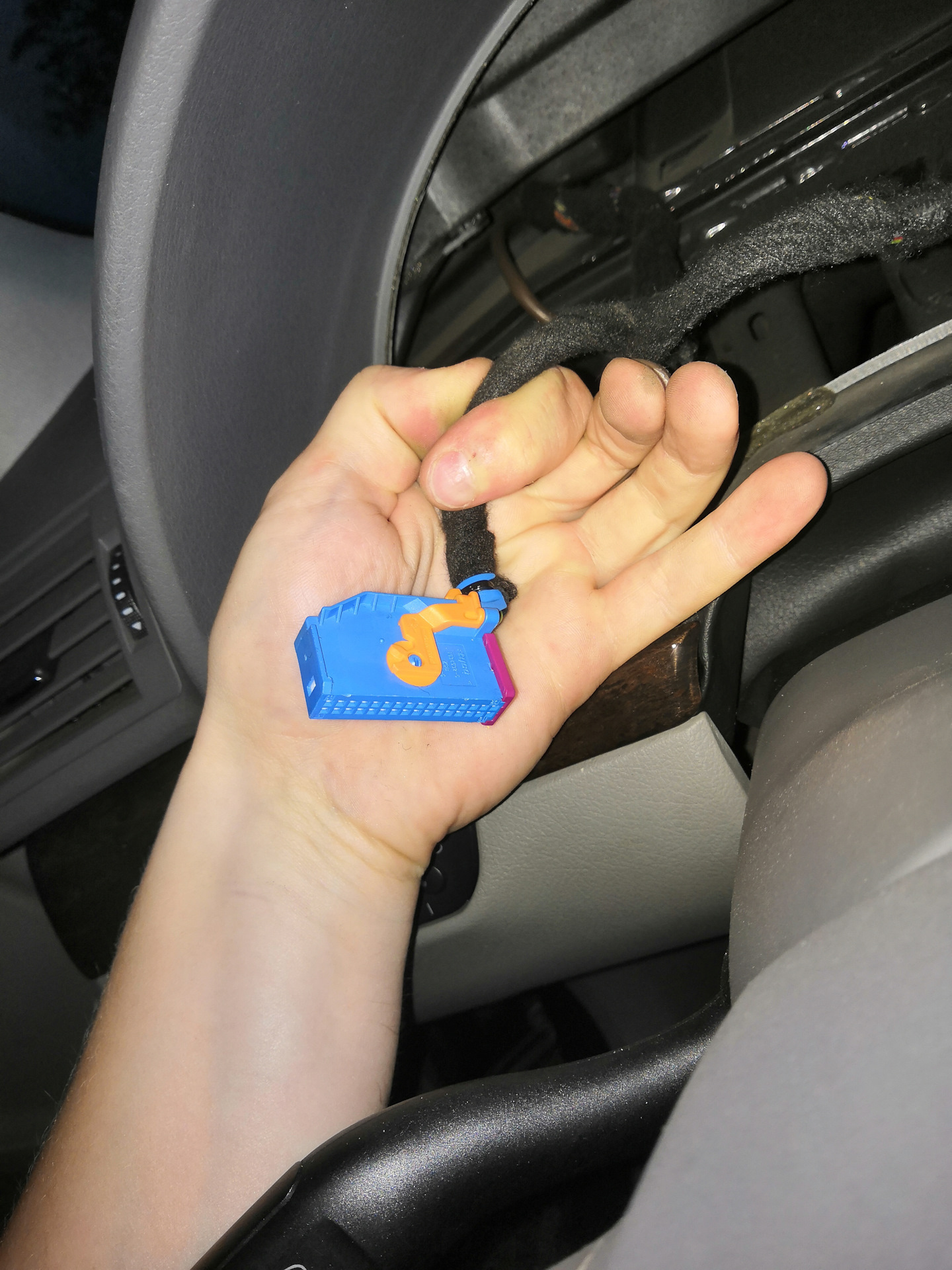 Safe — Audi A4 (B7), 1,8 л, 2005 года | электроника | DRIVE2