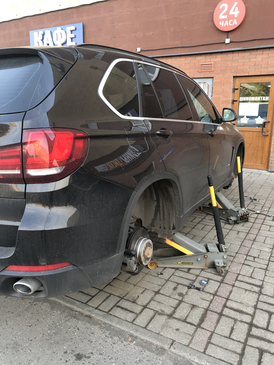 Зимовка — BMW X5 (F15), 3 л, 2015 года | шины | DRIVE2