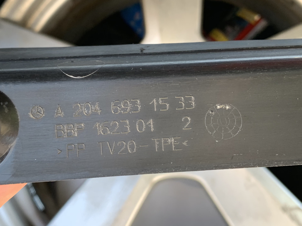 Чистка задних водостоков — Mercedes-Benz C-Class (W204), 1,8 л, 2007 ...