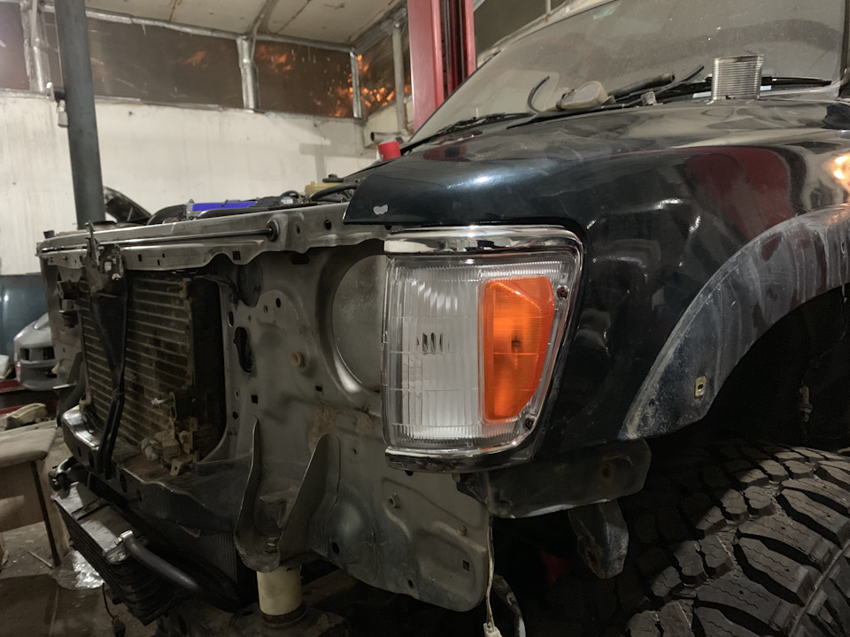Из рестайлинга в до рестайл — Toyota Hilux (6G), 2,4 л, 1997 года ...