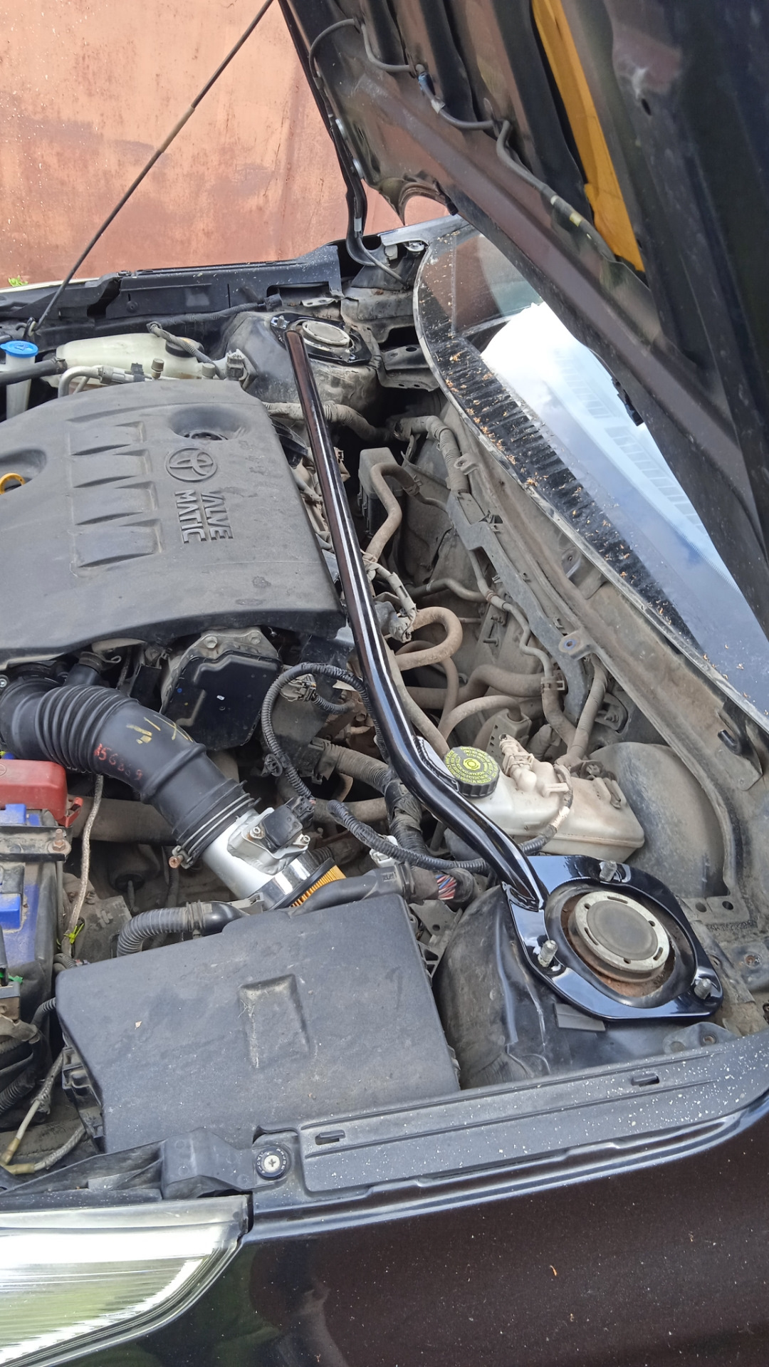 Распорка передних стоек — Toyota Avensis III, 1,8 л, 2011 года | тюнинг ...