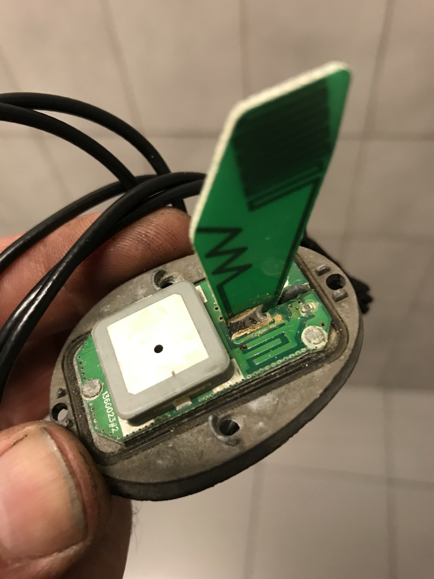 Антена gps — Renault Laguna II, 2,2 л, 2006 года | своими руками | DRIVE2