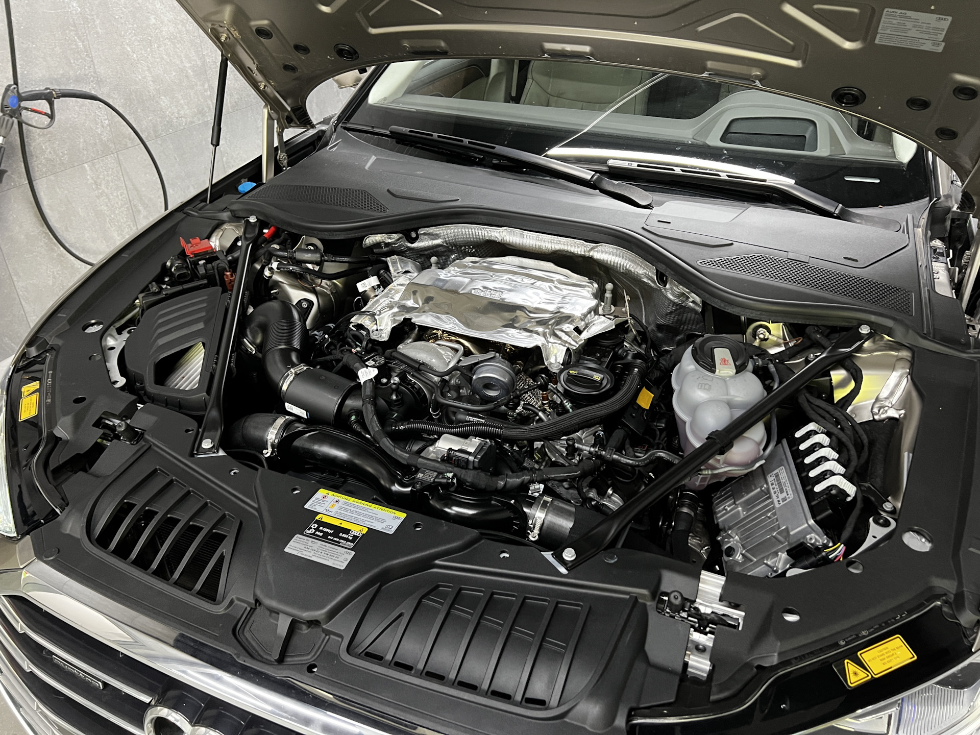 Шипы и консервация двигателя! — Audi A8 (D5), 3 л, 2019 года | стайлинг | DRIVE2