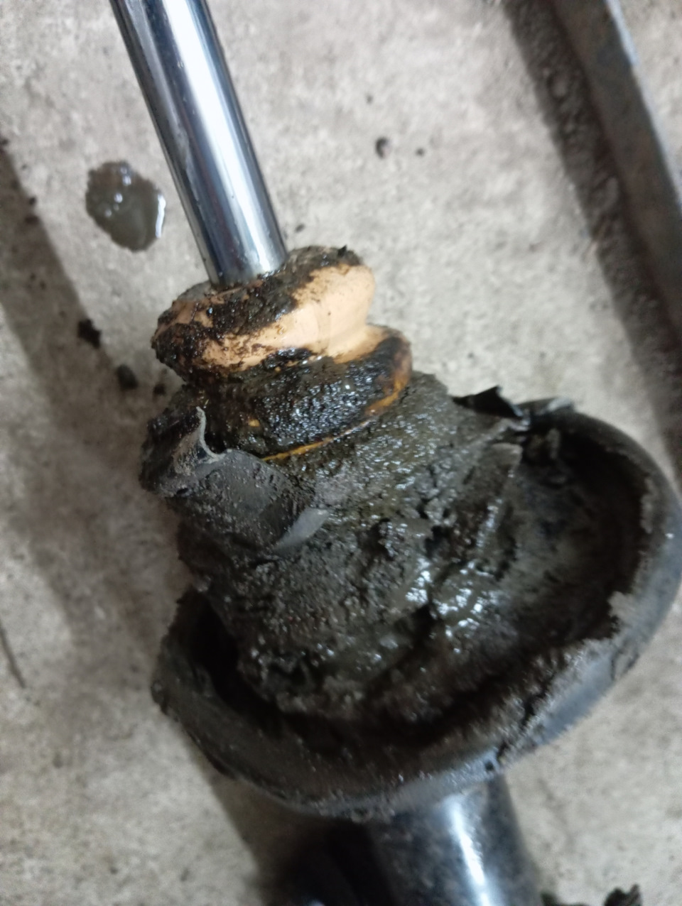 Замена стоек на KYB. — Toyota Corona Exiv, 1,8 л, 1995 года | запчасти | DRIVE2