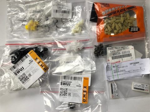 6933903010 Наклейка TOYOTA LEXUS | Запчасти на DRIVE2