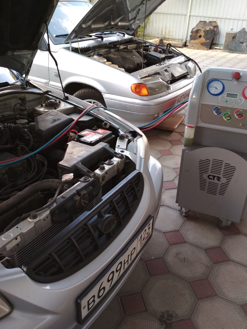 Замена радиатора кондиционера — Hyundai Accent (2G), 1,5 л, 2006 года ...