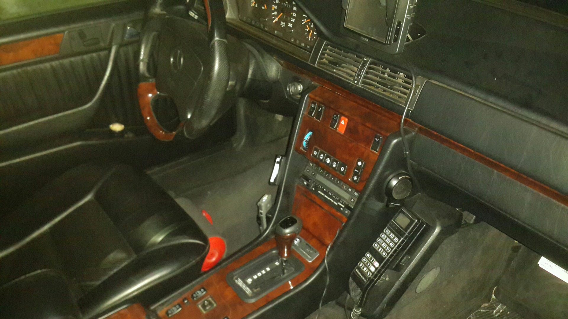 Becker grand prix 2000 — Mercedes-Benz E-Class (W124), 4,2 л, 1992 года ...