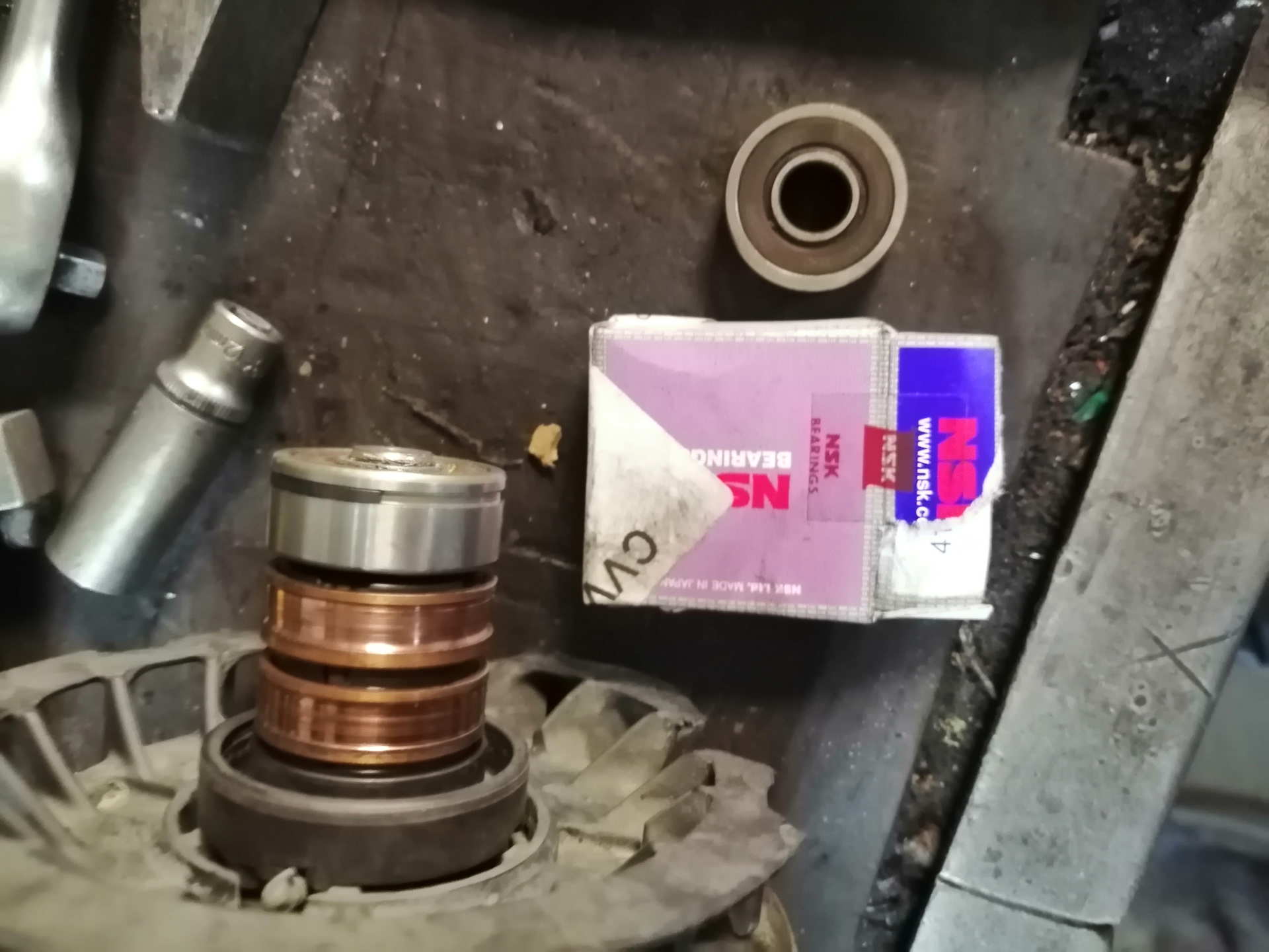 Часть 73 Замена ГУР, компрессора кондиционера, ремонт генератора ...