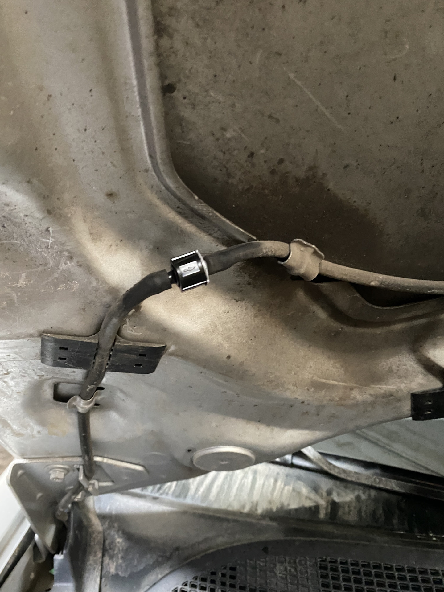 Замена ДПРВ, топливный фильтр — Renault Megane II, 1,6 л, 2005 года ...