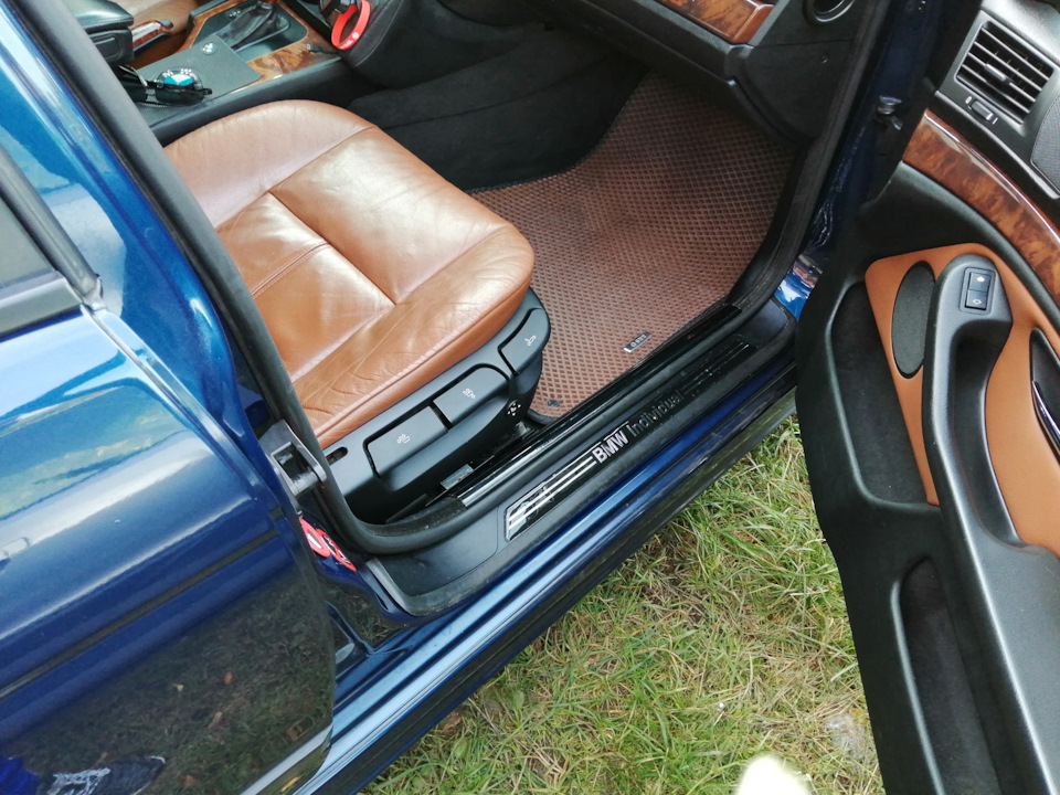 Порожки индивидуал бмв е39 — BMW 5 series Touring (E39), 2,5 л, 1998 ...