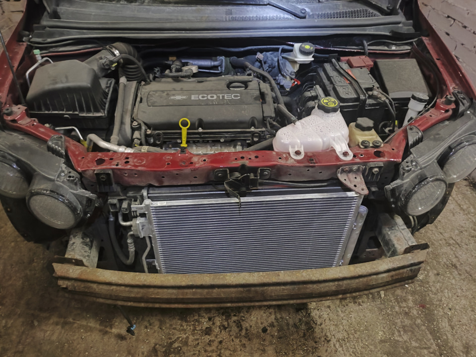 Замена радиаторов — Chevrolet Aveo 5-door (2G), 1,6 л, 2014 года ...