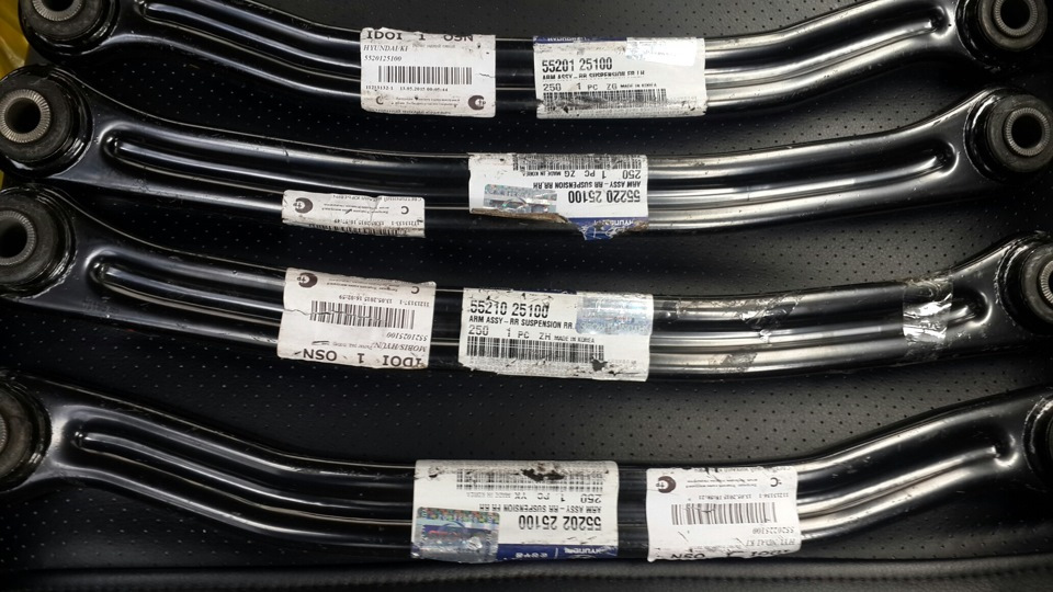 5520225100 Рычаг задней подвески поперечный пер прав в сборе KIA ...