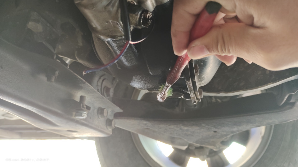 131 718 км. 03.09.2021 г. Замена датчика включения переднего моста ...